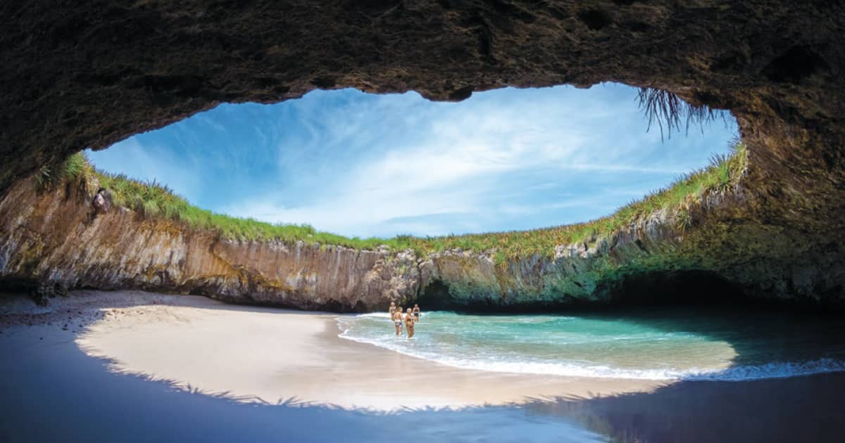 The world's ten most unusual beaches