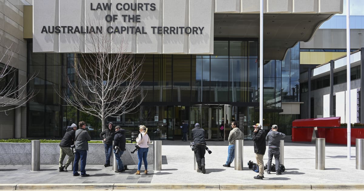 'No pressure': Jury seeks more time in Higgins trial 'No pressure': Jury seeks more time in Higgins trial