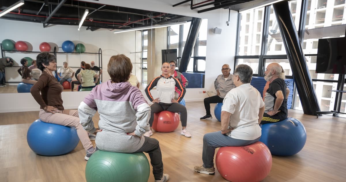 Compensar estrena innovadora sede en Bogotá para adultos mayores