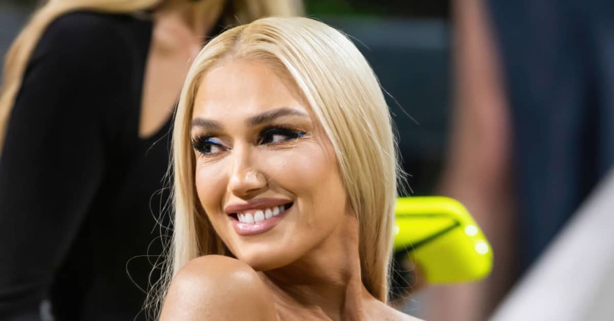 Gwen Stefanis Look In Her Latest Music Video Has Fans Talking