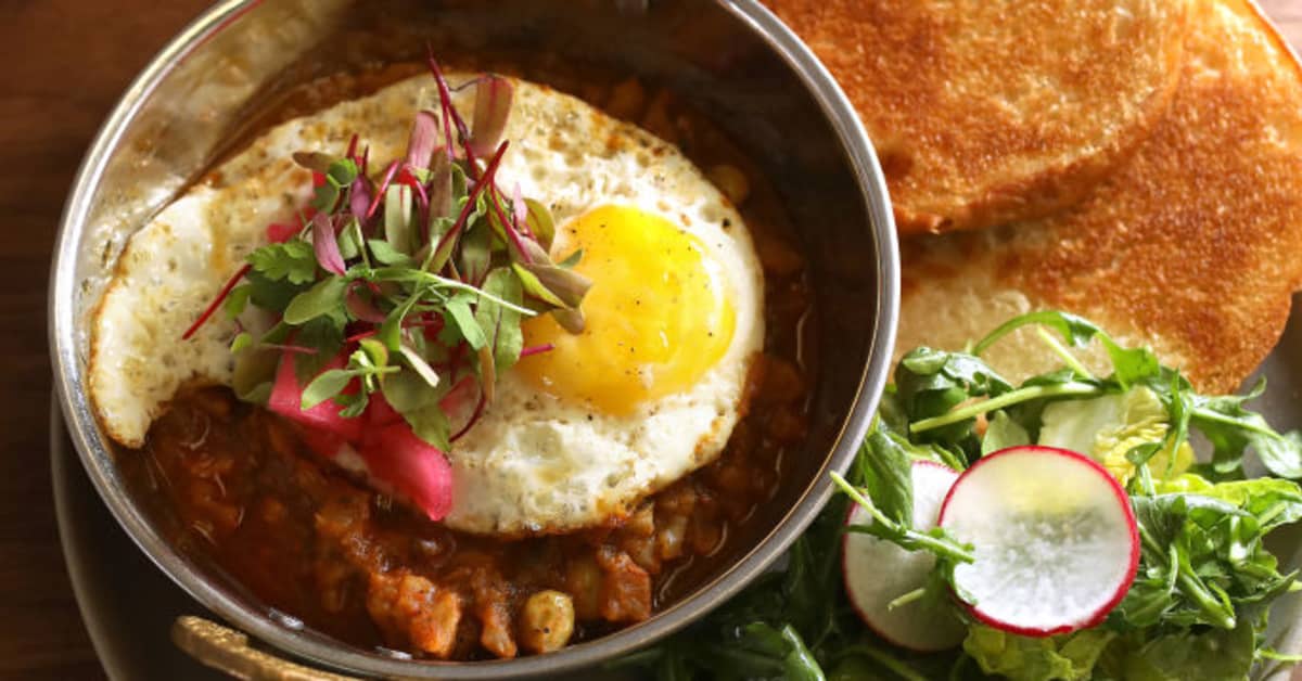 Reddit Is Seriously Divided Over This Egg Cooking Technique Reddit Is Seriously Divided Over This Egg Cooking Technique