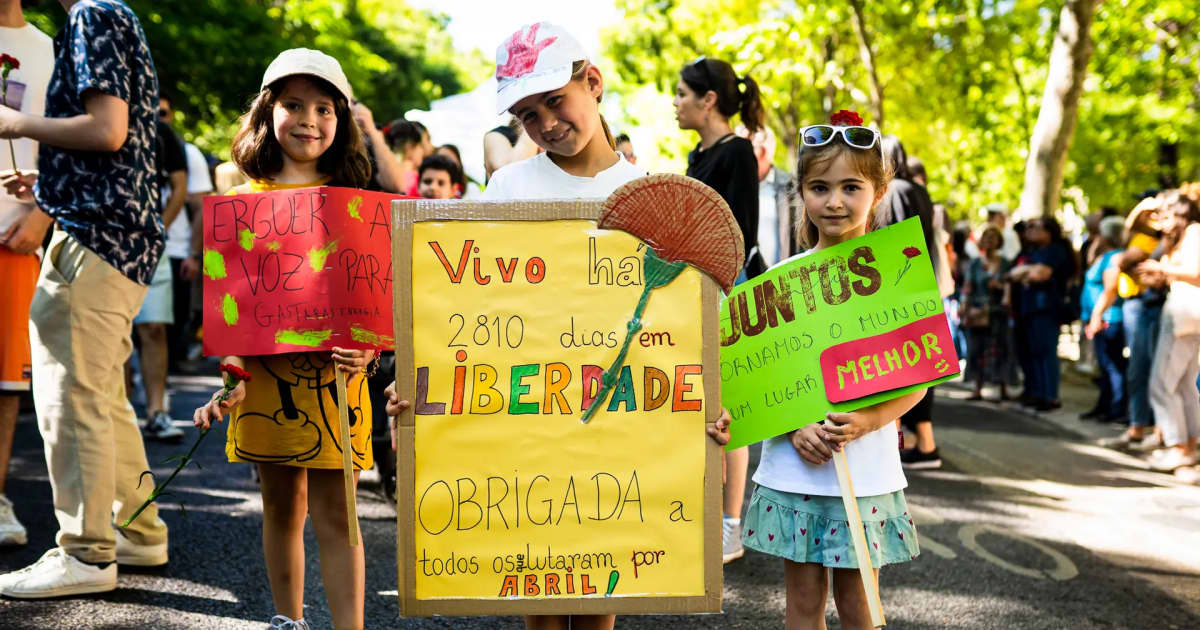 “Para mim, liberdade significa igualdade”. O que é para si? Neste 25 de ... “Para mim, liberdade significa igualdade”. O que é para si? Neste 25 de ...