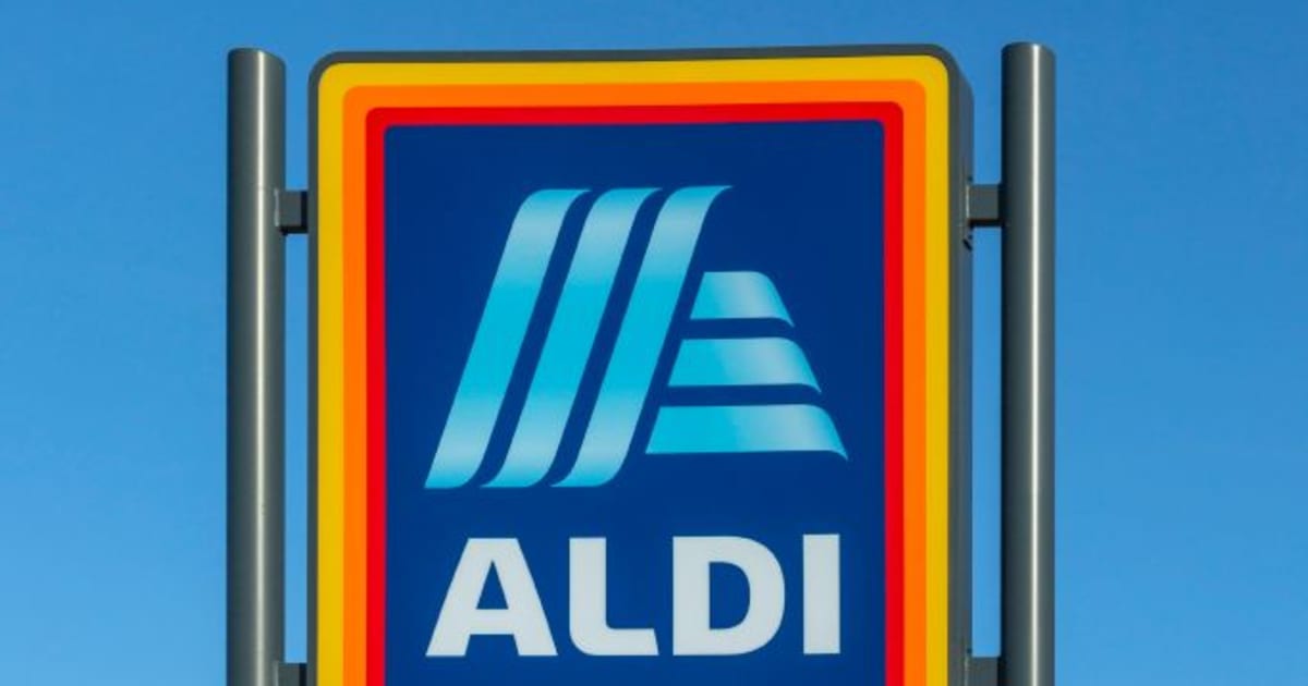 Reddit Is Divided Over Aldi's Stuffed Clams Reddit Is Divided Over Aldi's Stuffed Clams